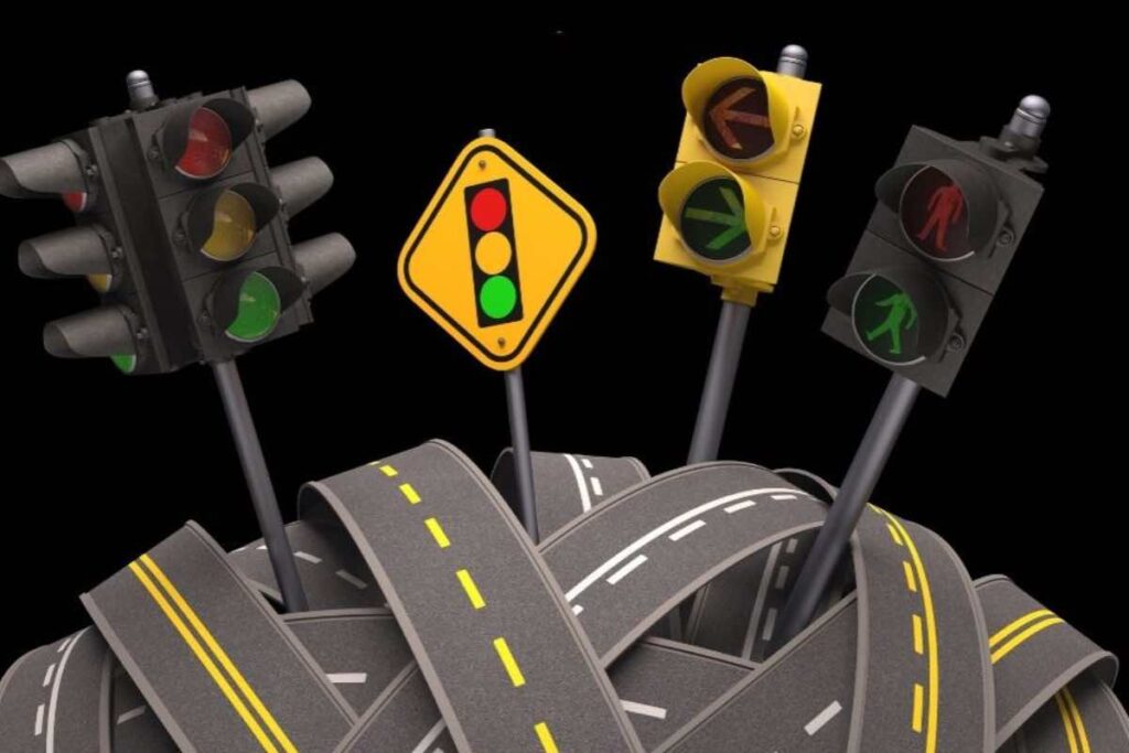 Semaforo giallo, attenzione alla multa: ecco dopo quanto scatta e cosa ...